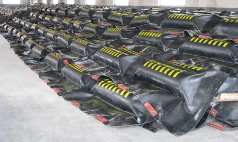Spilldoc Rubber Float Spill Containment Boom — Spilldoc Singapore