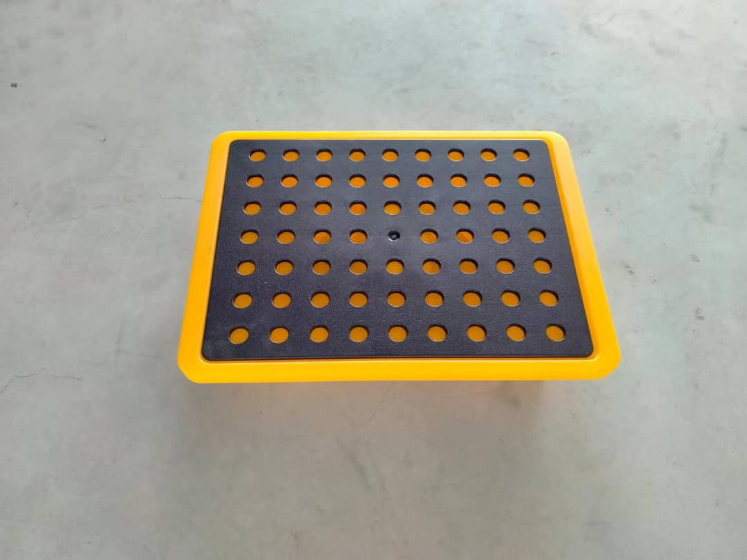 SPILLDOC SPILL TRAY WITH REMOVABLE GRATES SDST001 — Spilldoc Singapore